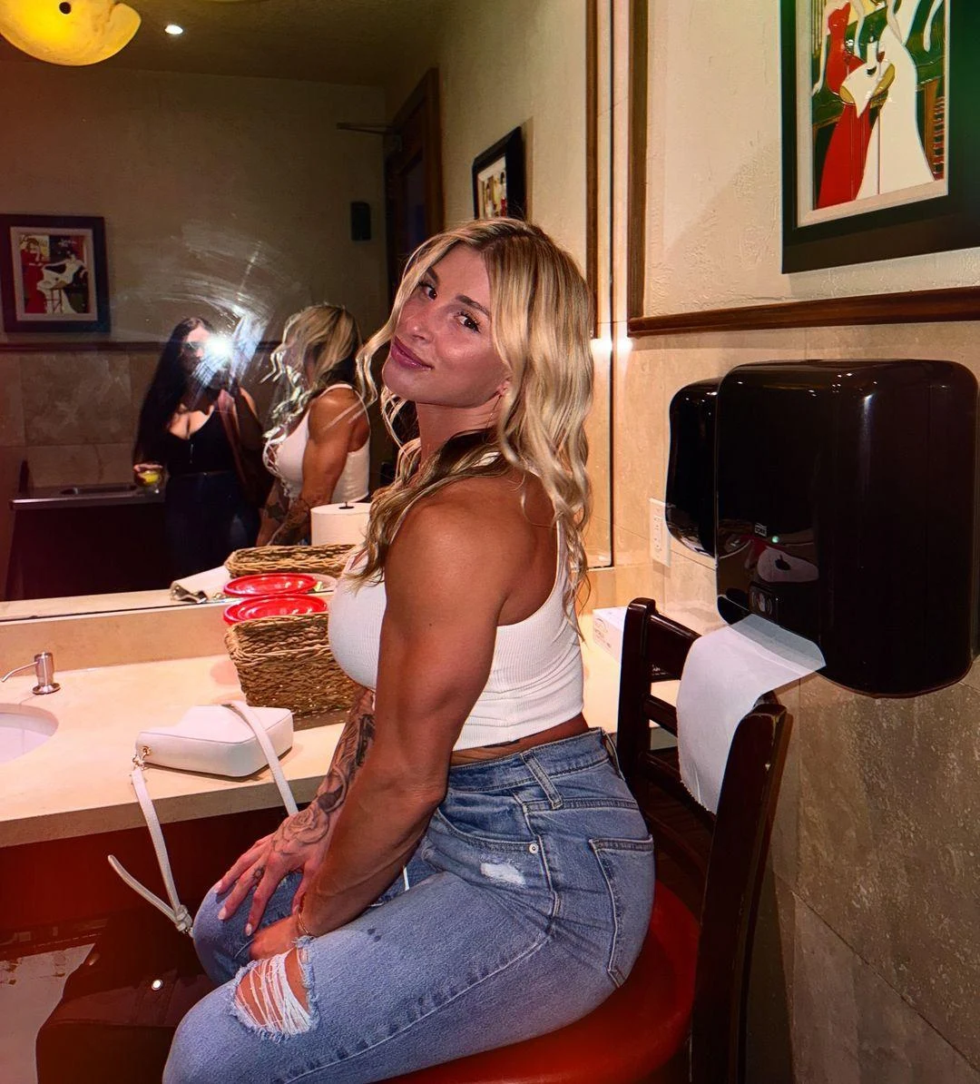 Hannah G. | Scrolller