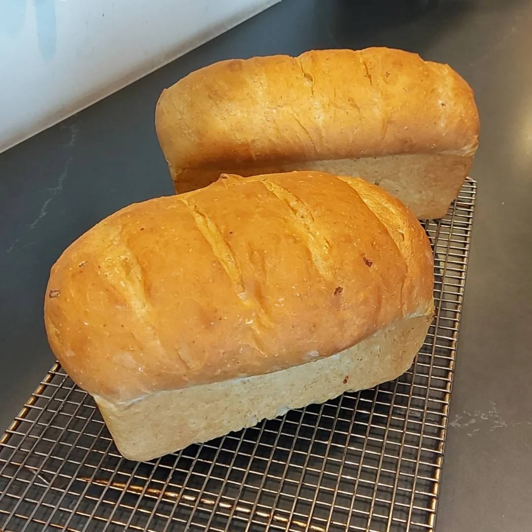 Potato bread with parmesan and scallions | Scrolller