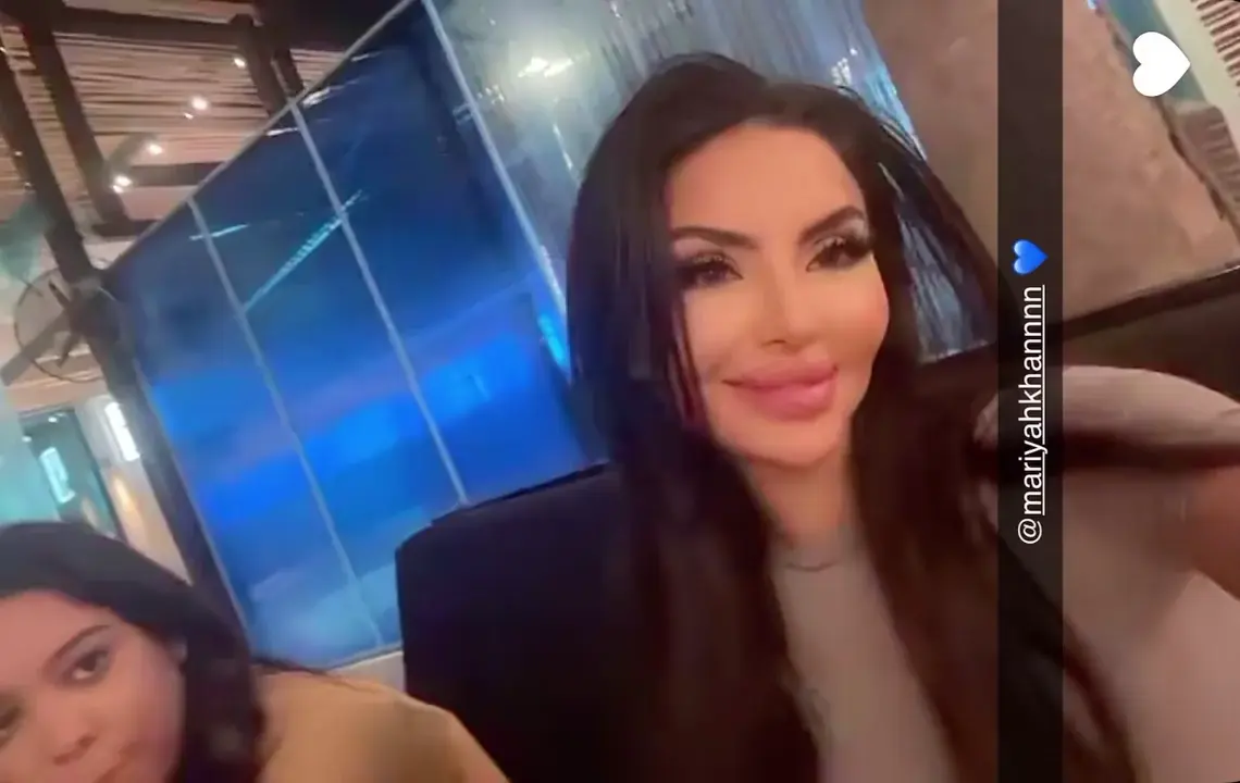 Faryals recent story | Scrolller