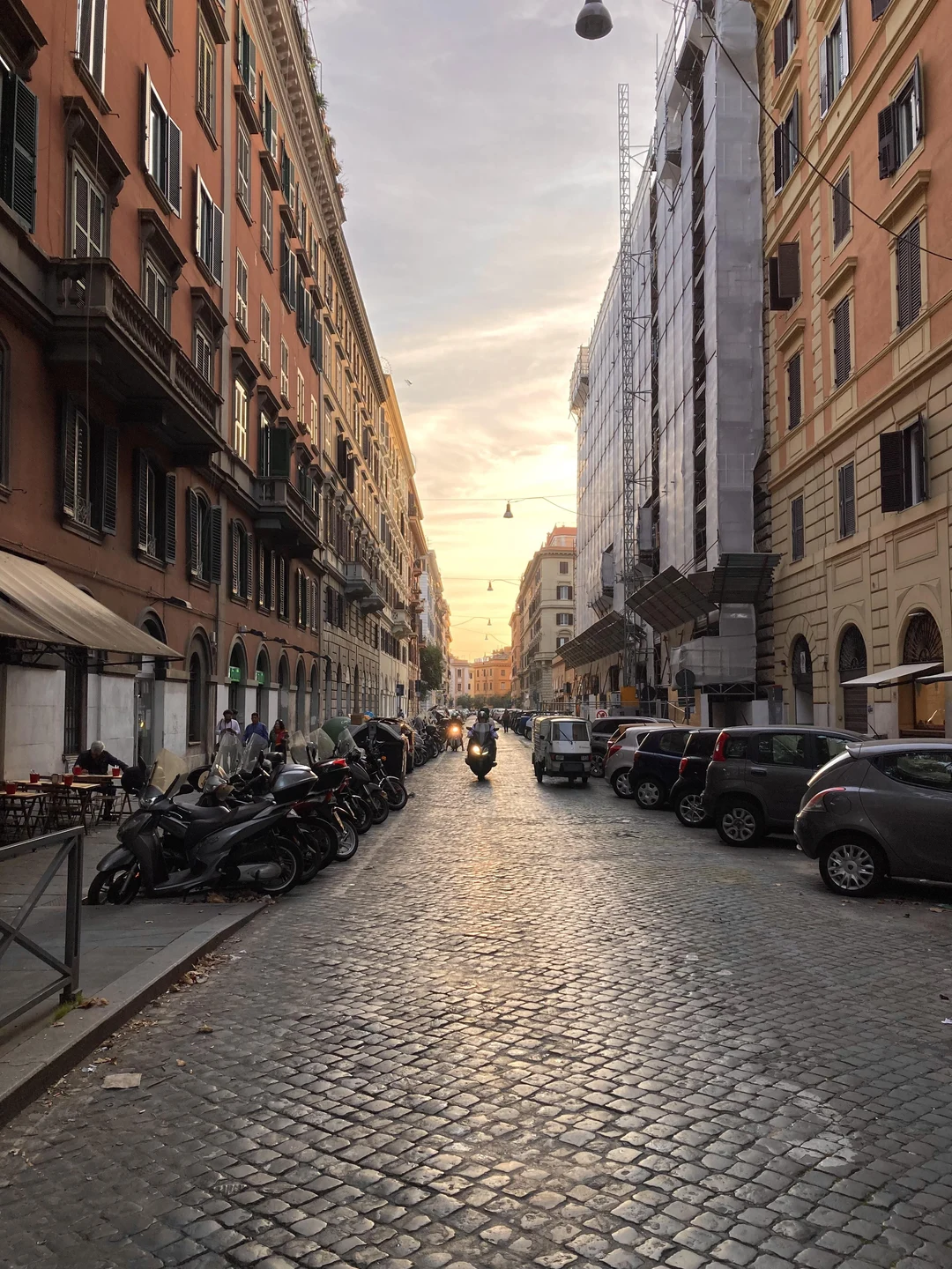 Roman sunset | Scrolller