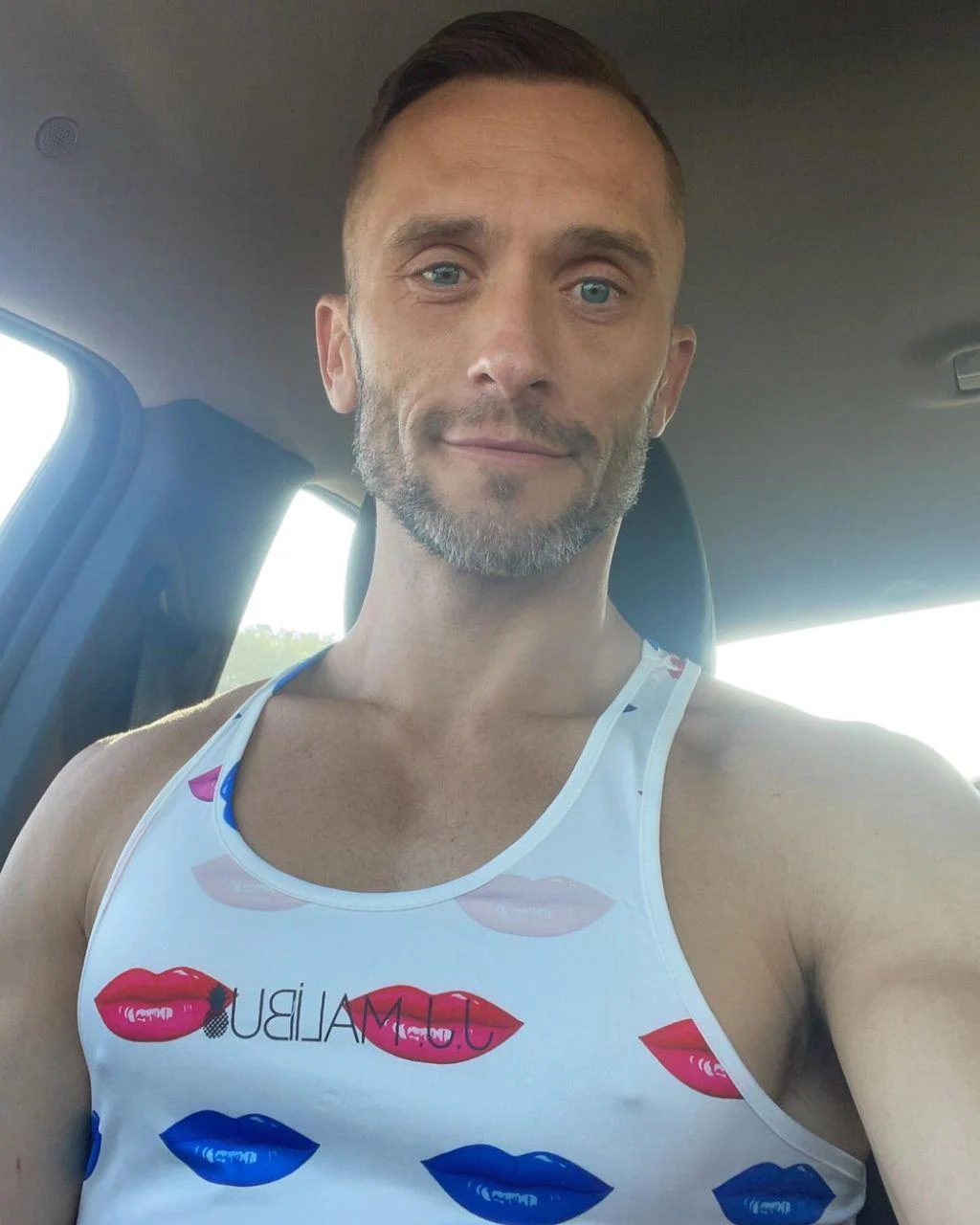 Happy new month | Scrolller