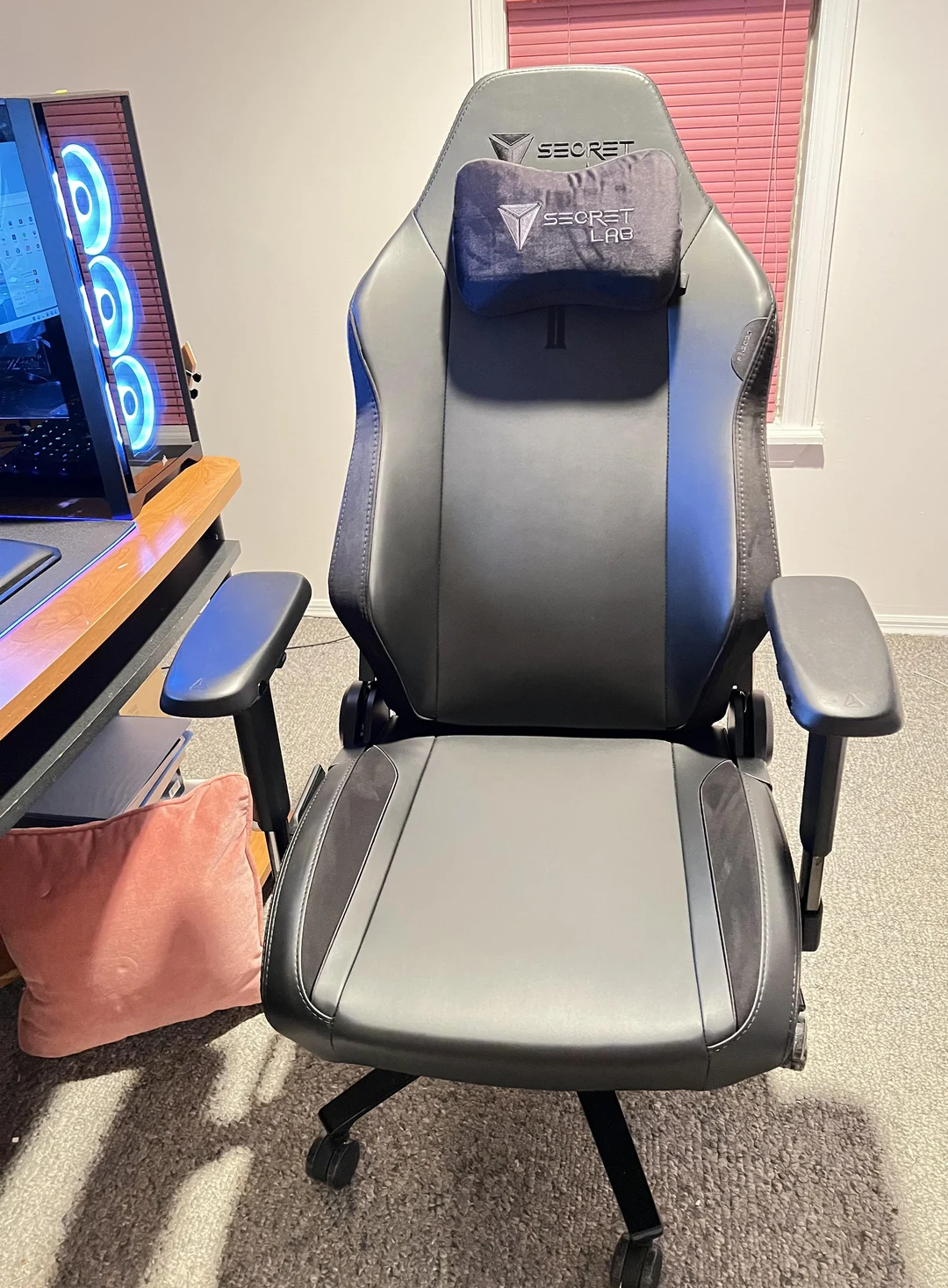 #secretlab 2022 Titan Evo | Scrolller