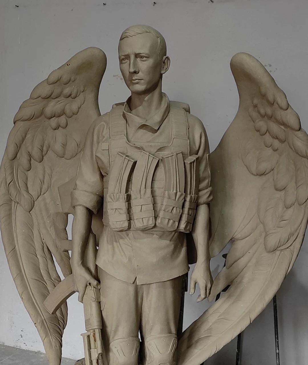 Monument to the hero who died in the war for the independence of Ukraine, me(_GvB_), clay, 2023 ...
