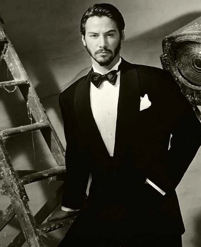 1992 Keanu | Scrolller