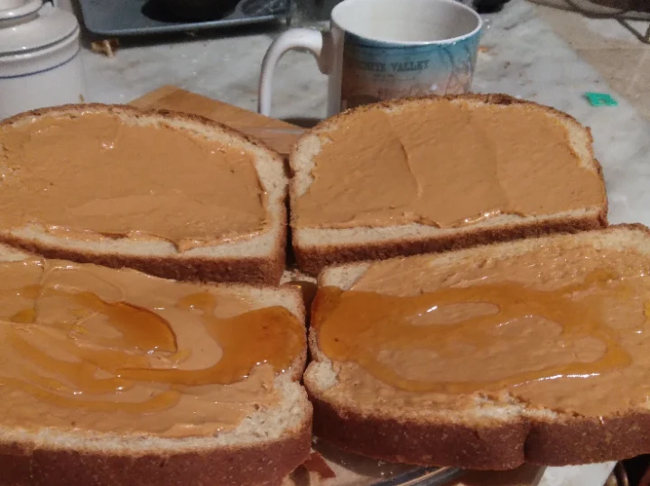 Good Old Fashon Peanut Butter & Honey. | Scrolller