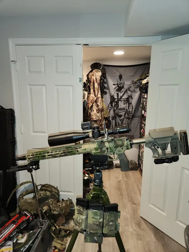 Newest build | Scrolller