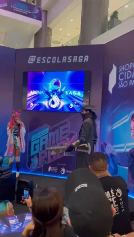 a Hunter had a little Visit at the Saga Games Fest | Scrolller