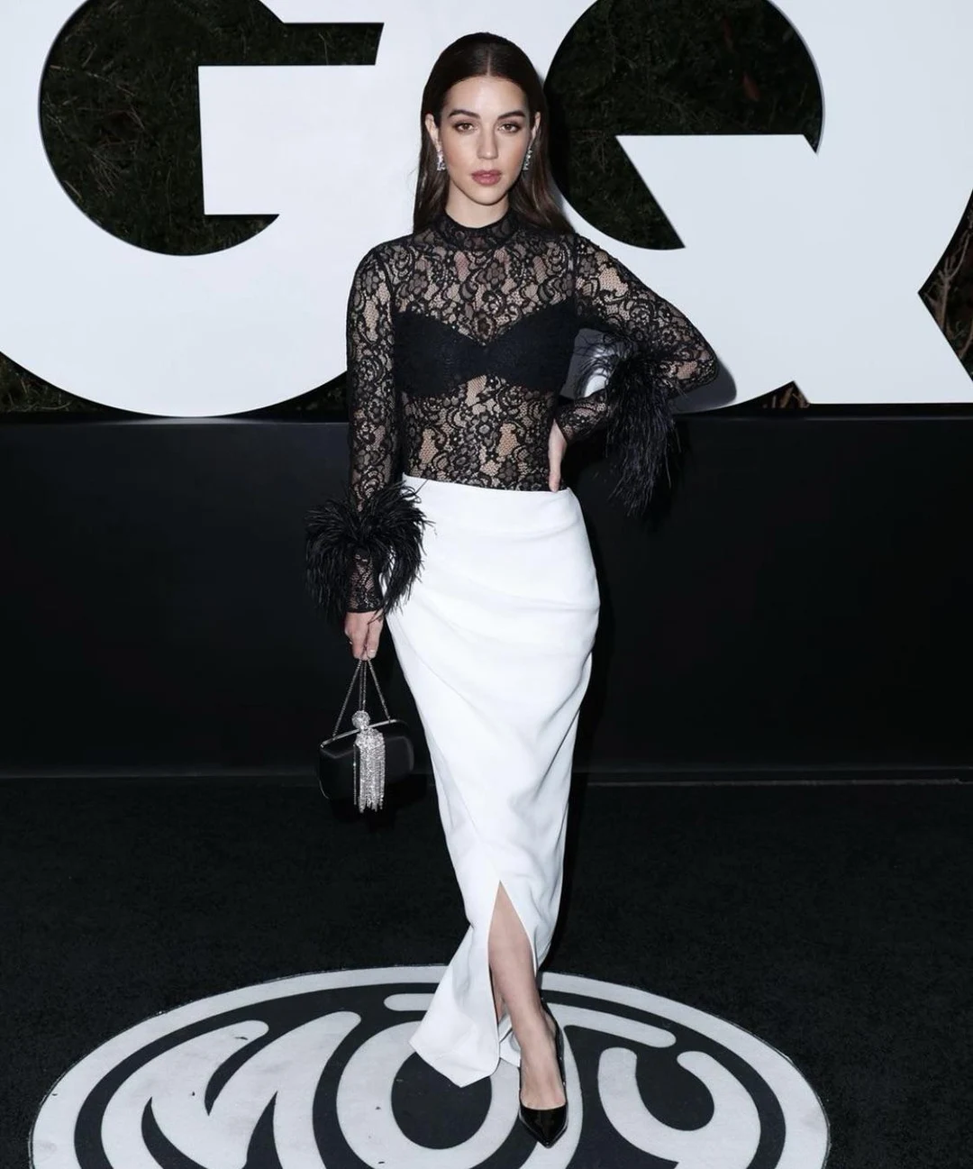 Adelaide Kane | Scrolller