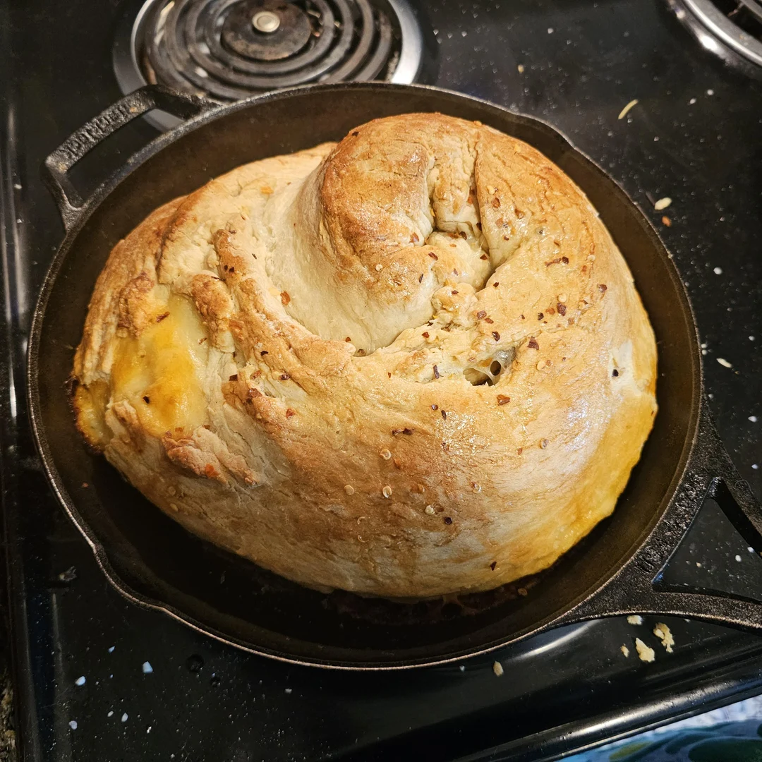 Spicy cheese bread! | Scrolller