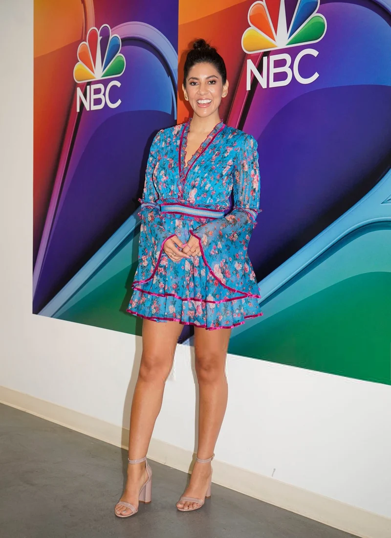 Stephanie Beatriz Scrolller