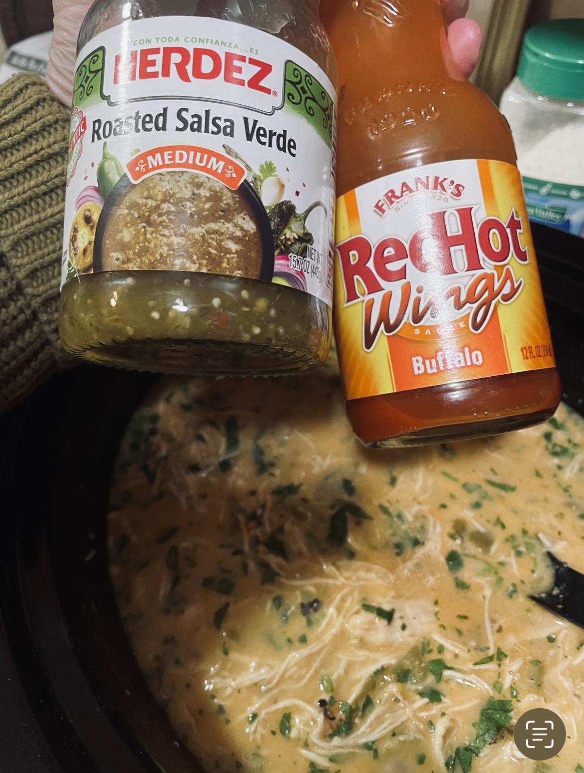 Buffalo White Chicken Chili | Scrolller