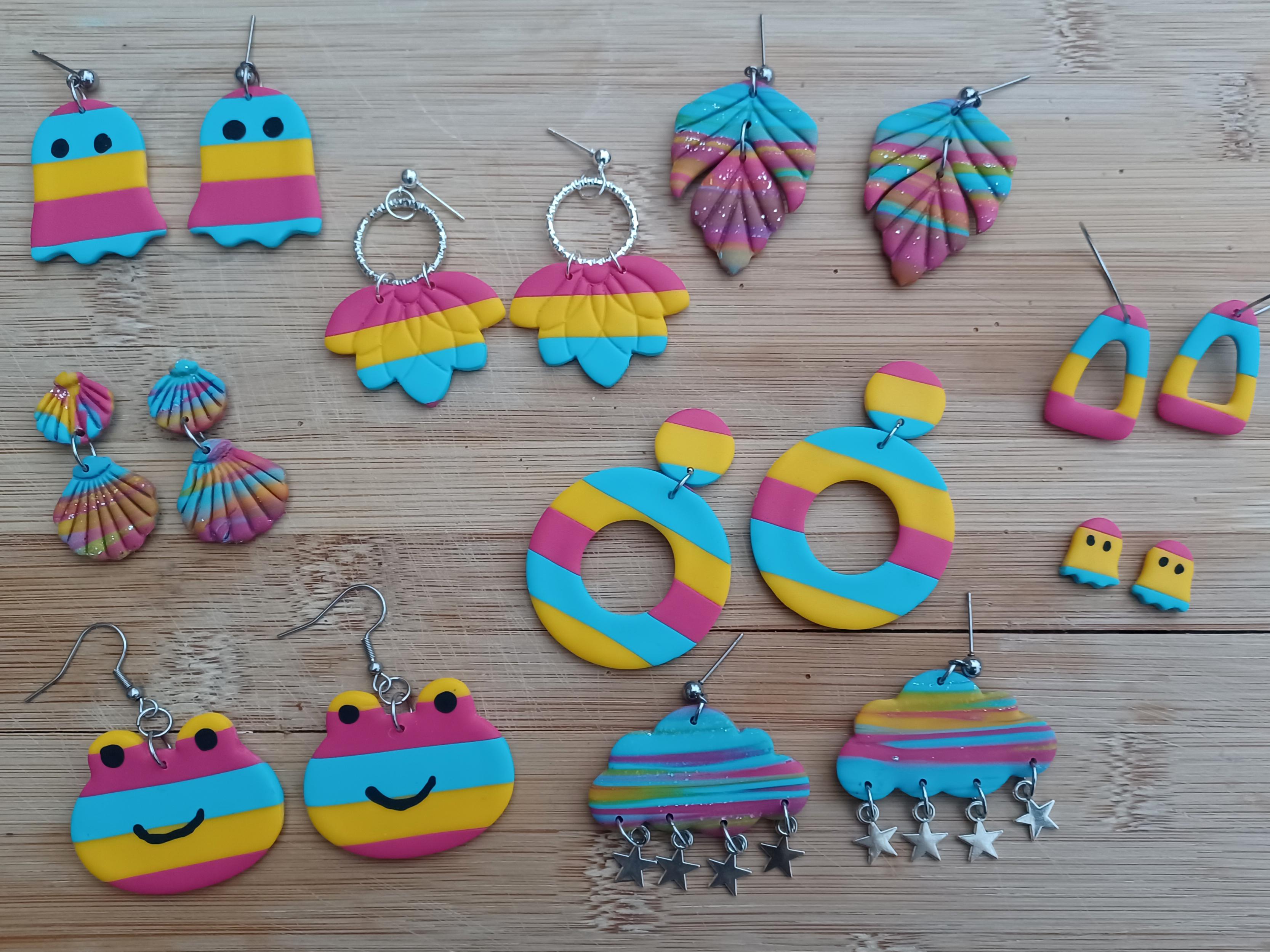 I made some new earrings. Incl some subtle flag ones. | Scrolller