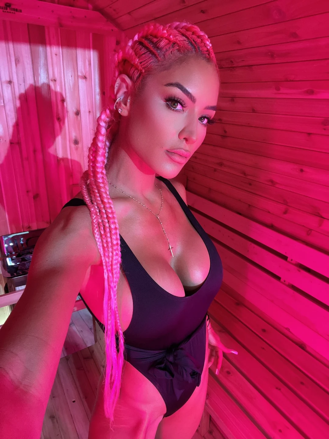 Eva Marie | Scrolller