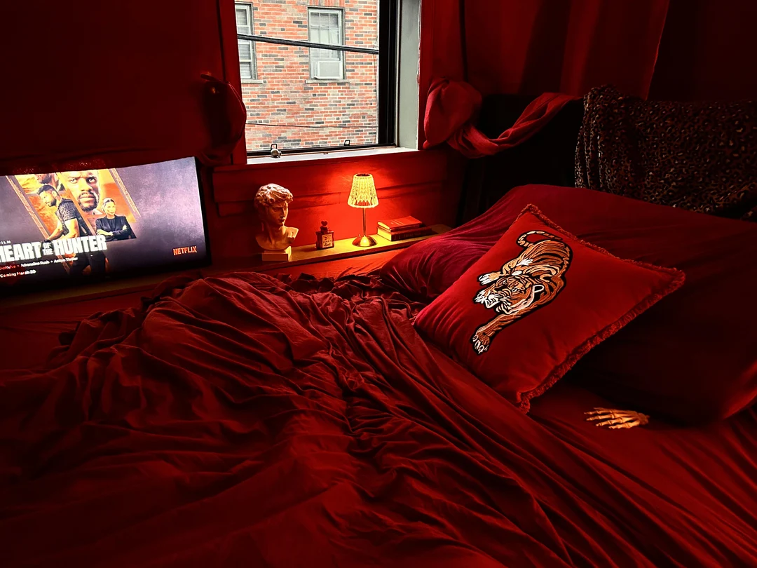 My red room! Redrum. ️ ️ ️ | Scrolller