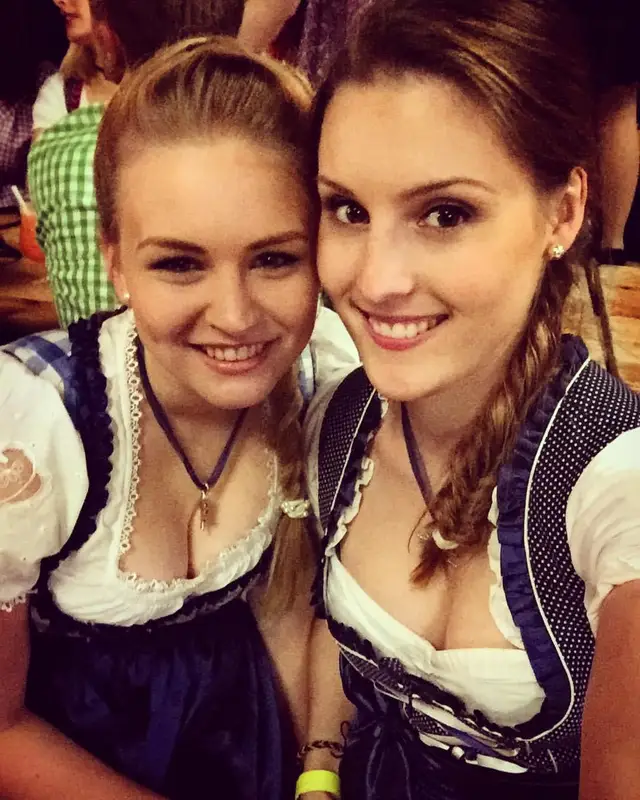 Dirndl | Scrolller
