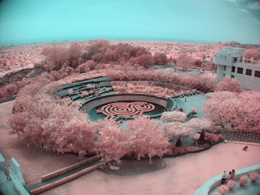 Getty Water Labyrinth | Scrolller