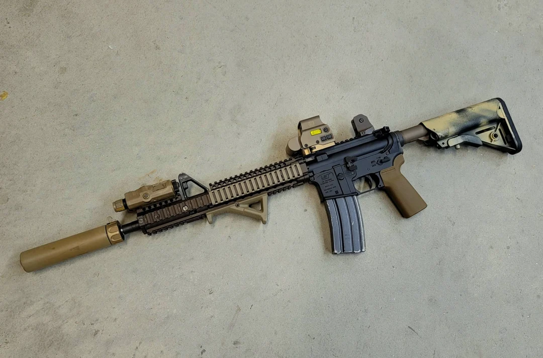 Since y'all hated my FBI/HRT clone here's my GWOT M4 clone. | Scrolller