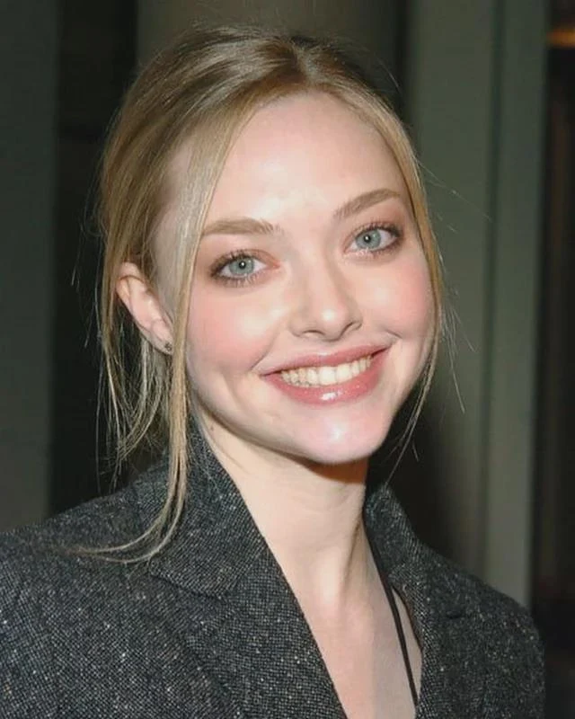 Amanda Seyfried | Scrolller