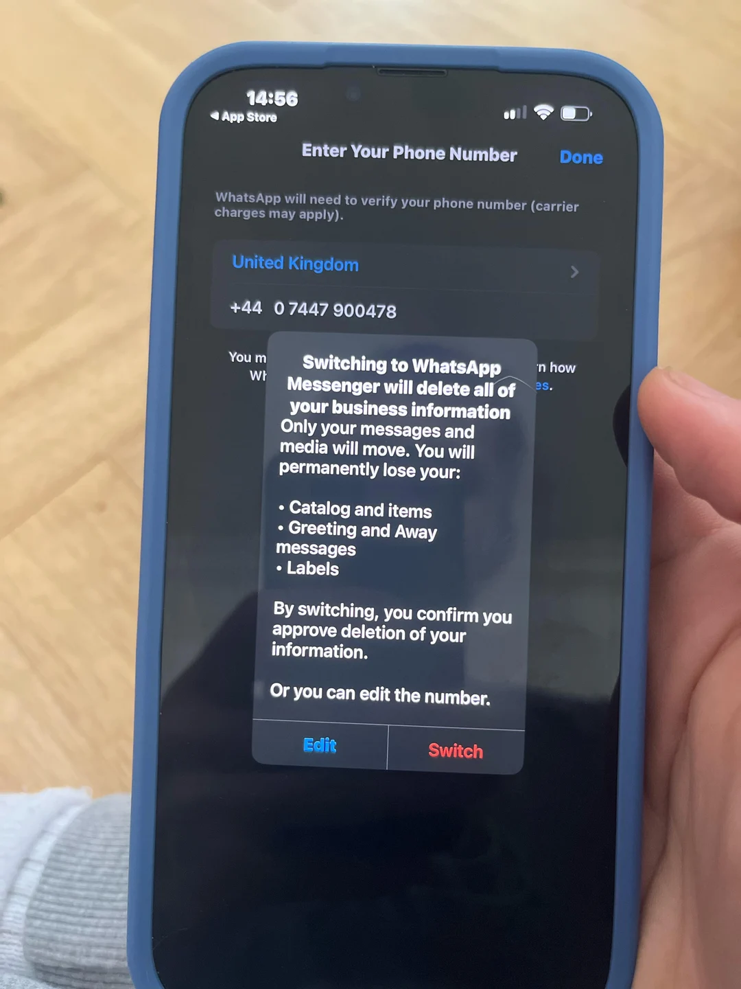 I can’t log into WhatsApp | Scrolller