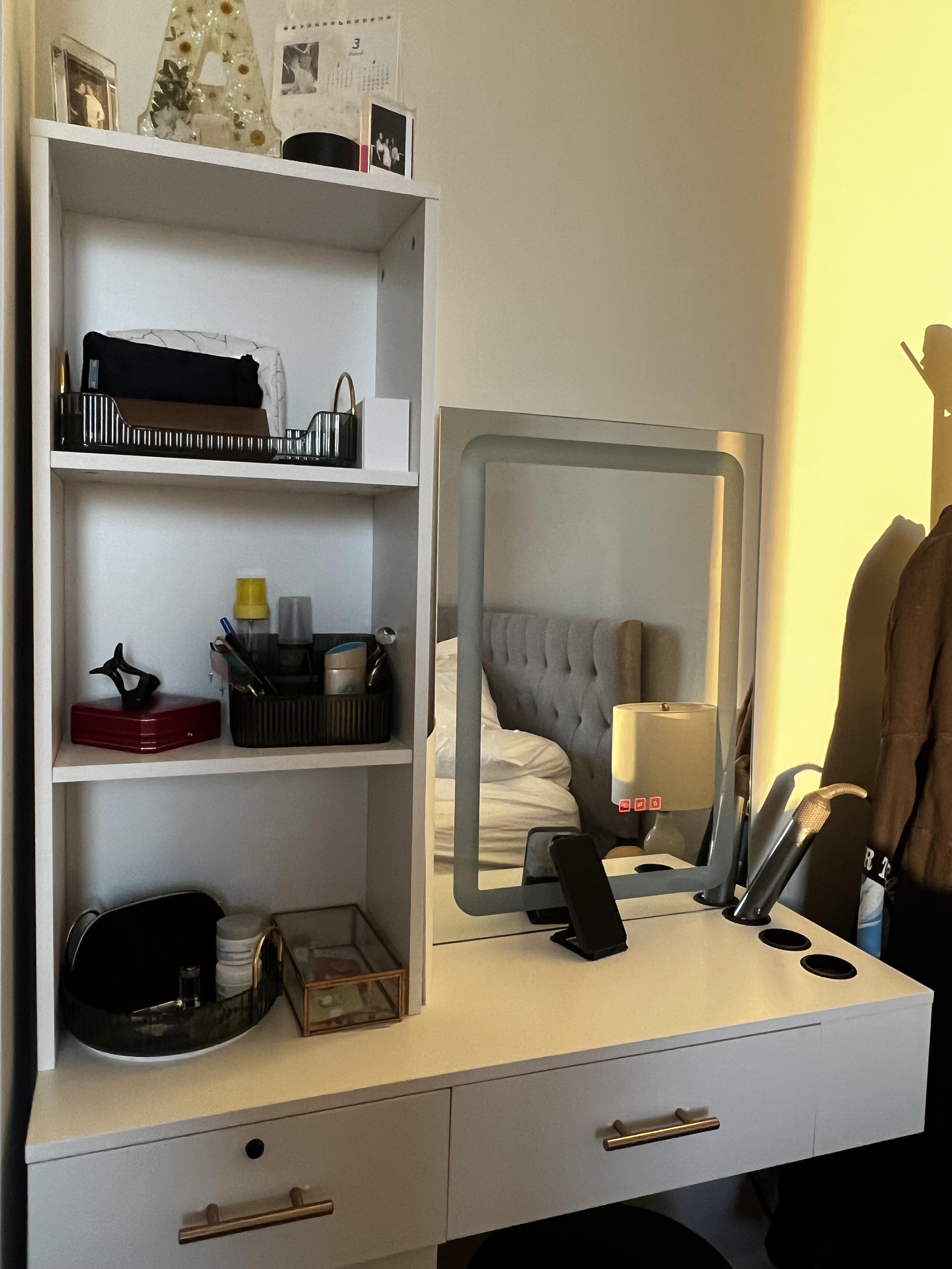 How can I improve my vanity aesthetic? | Scrolller