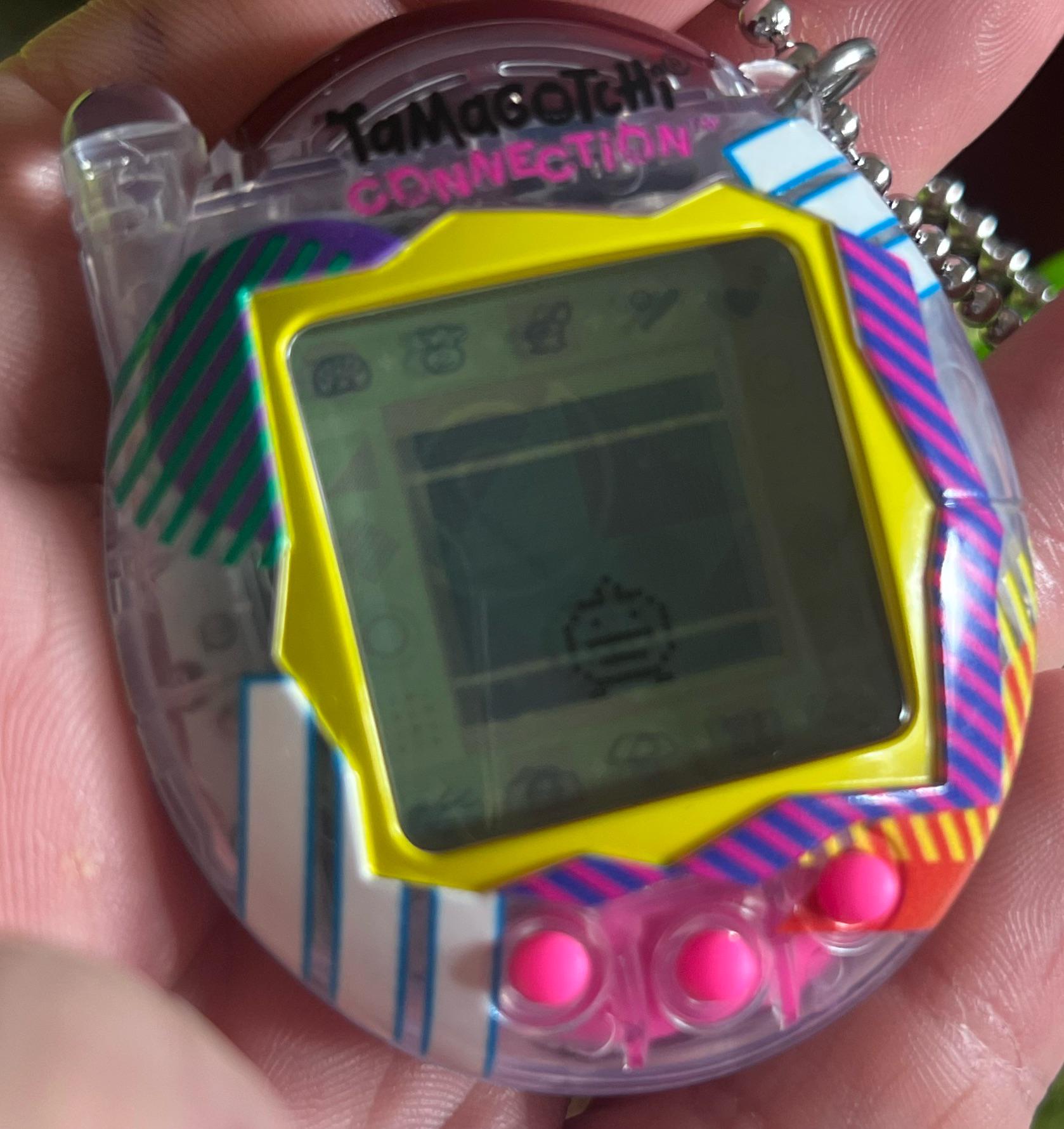 White lines stuck on screen | Scrolller