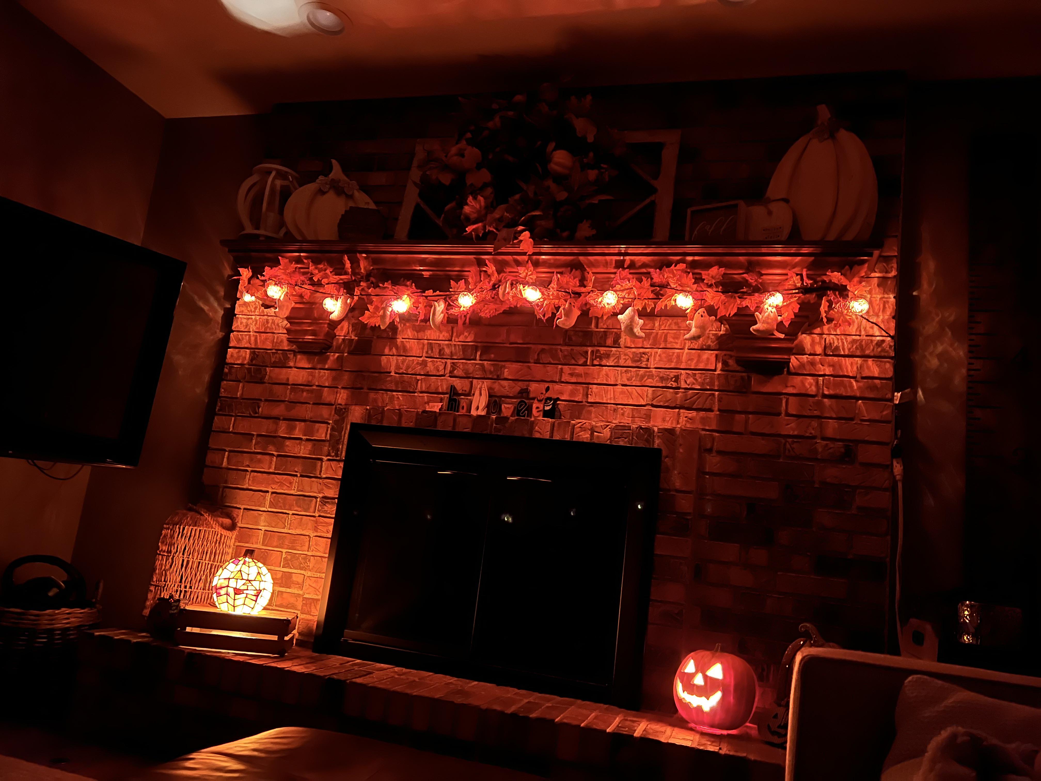 Feeling cozy and spooky | Scrolller