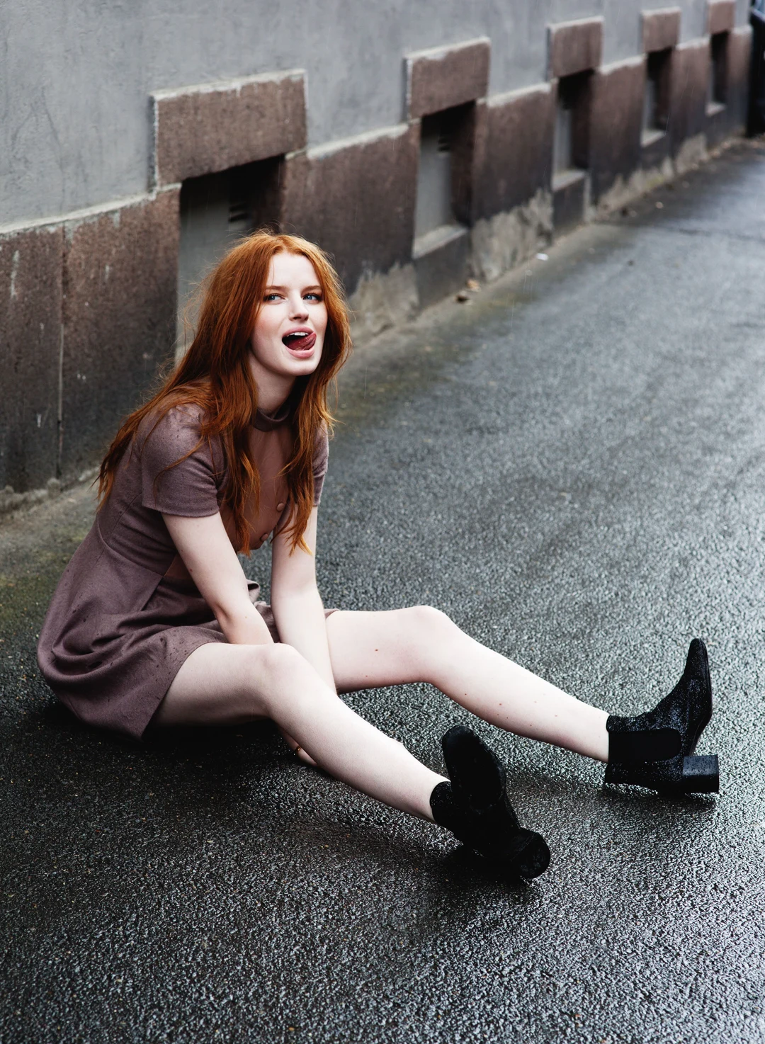 Helene Hammer | Scrolller