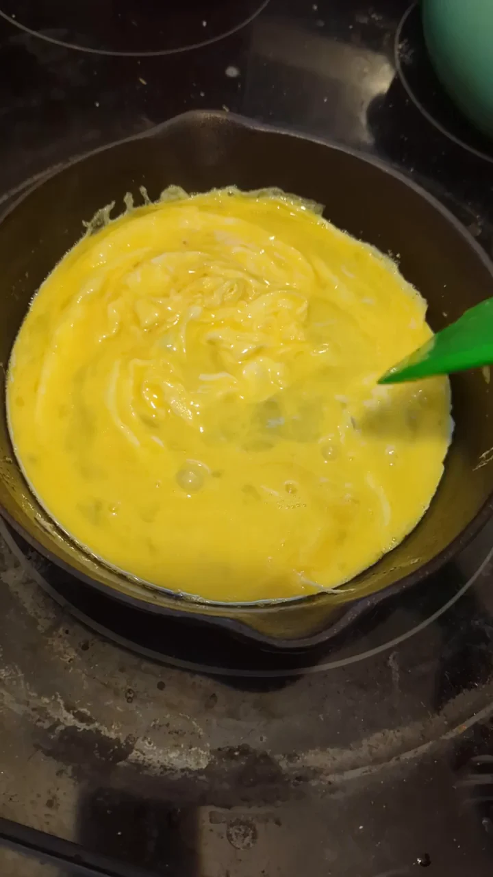 Stripped/reaseasoned with a single layer. First cook since. Your problem is heat control, not ...