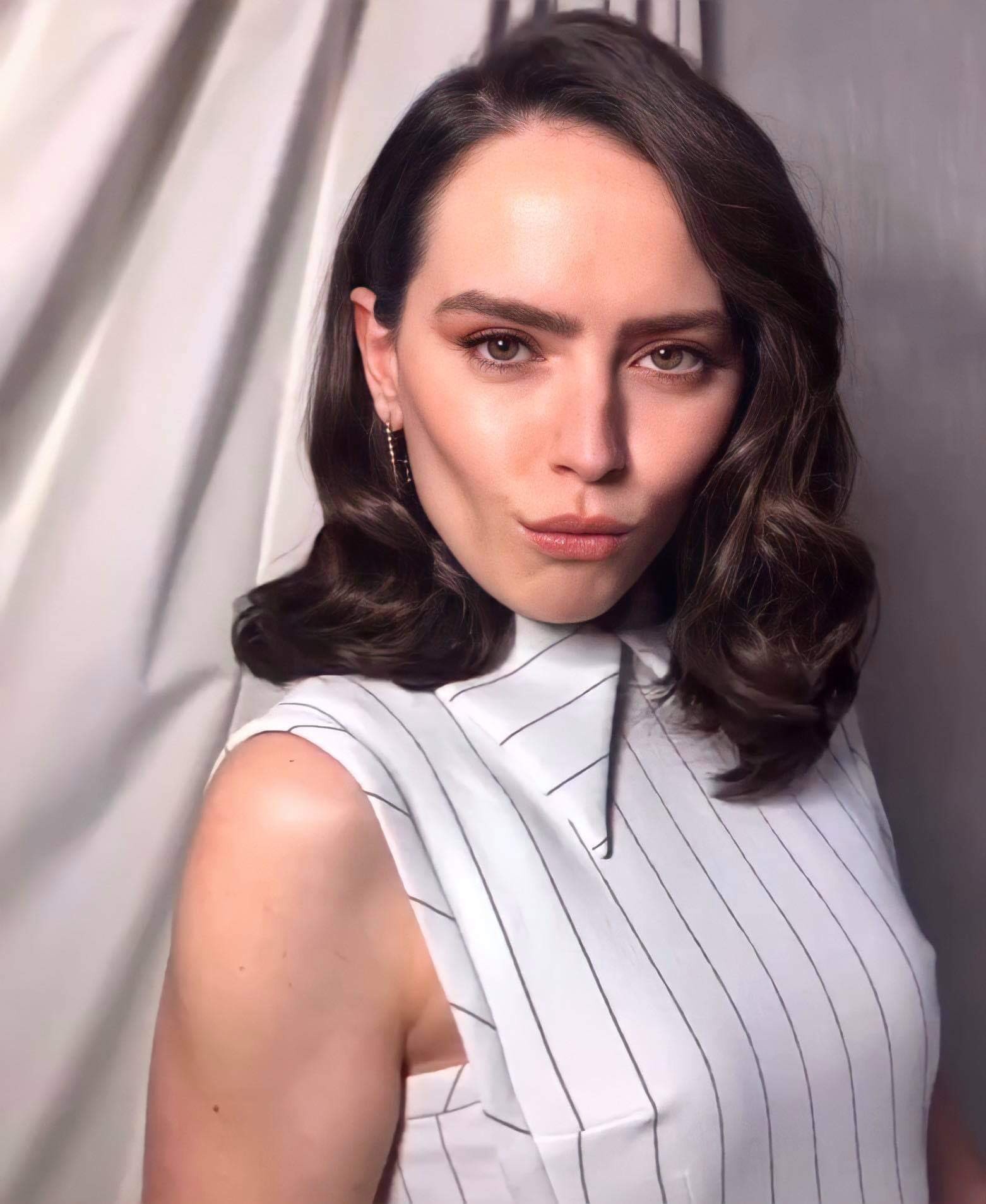 Daisy Ridley | Scrolller