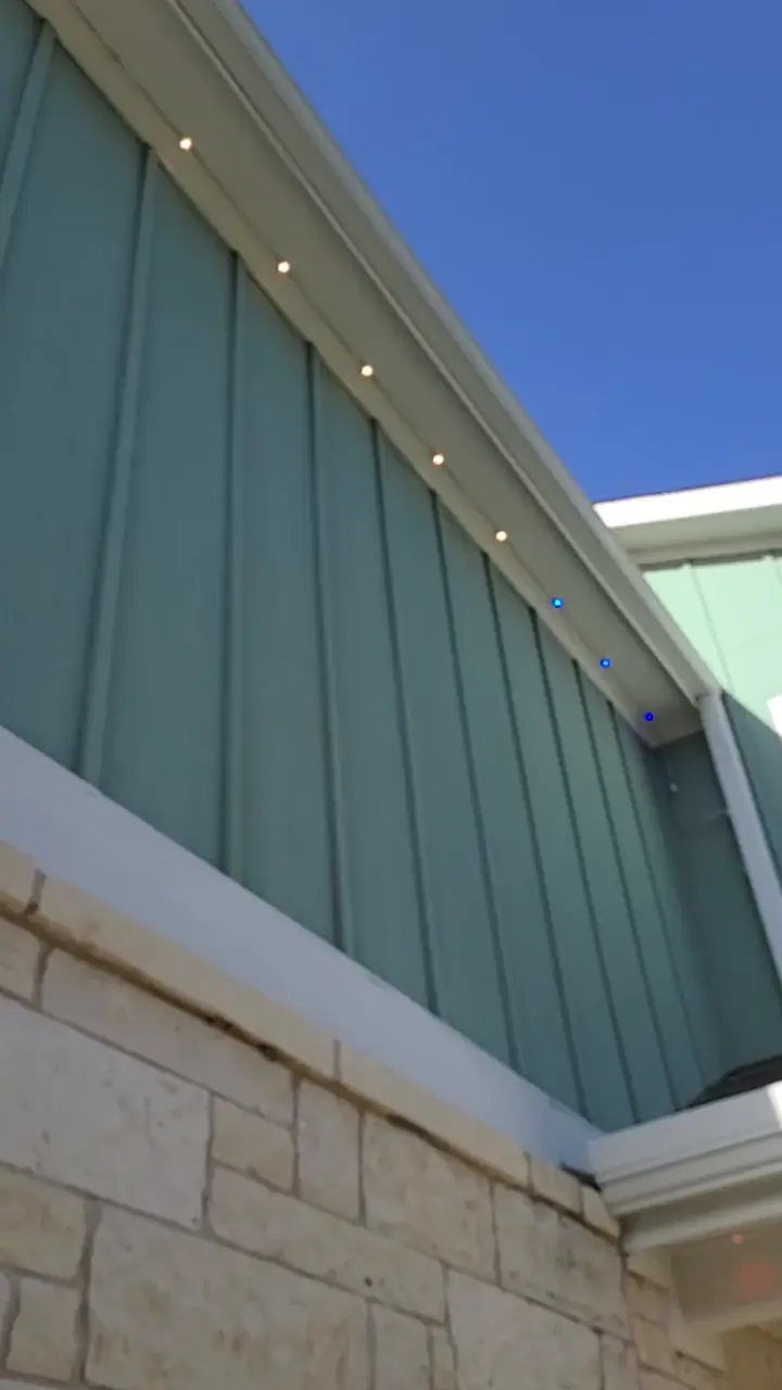 Flickering with DigUno and Eugy Outdoor Lights | Scrolller