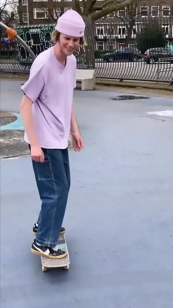 Footwork mixed with No Comply line | Scrolller