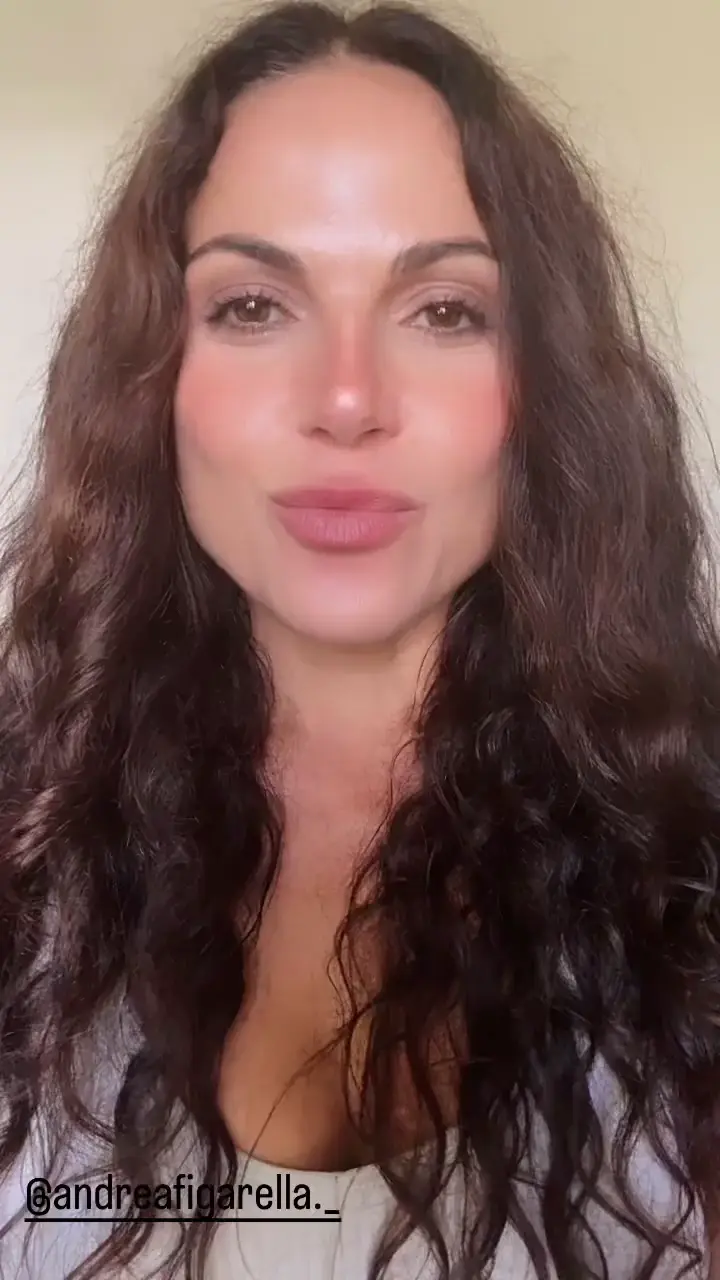 Forever in love with this woman | Scrolller