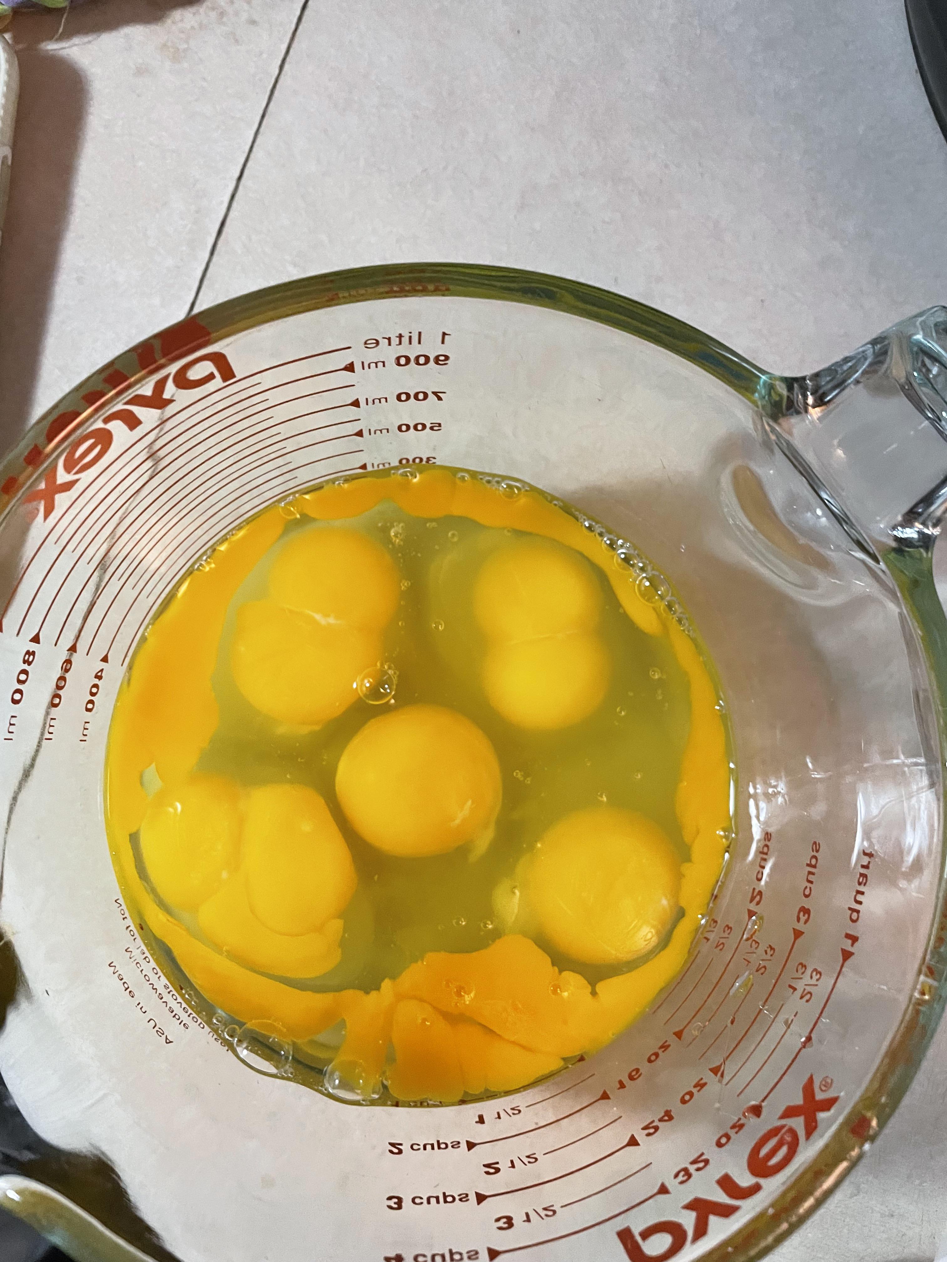 Four double yolk eggs my girlfriend just cracked open. Is this a sign? | Scrolller