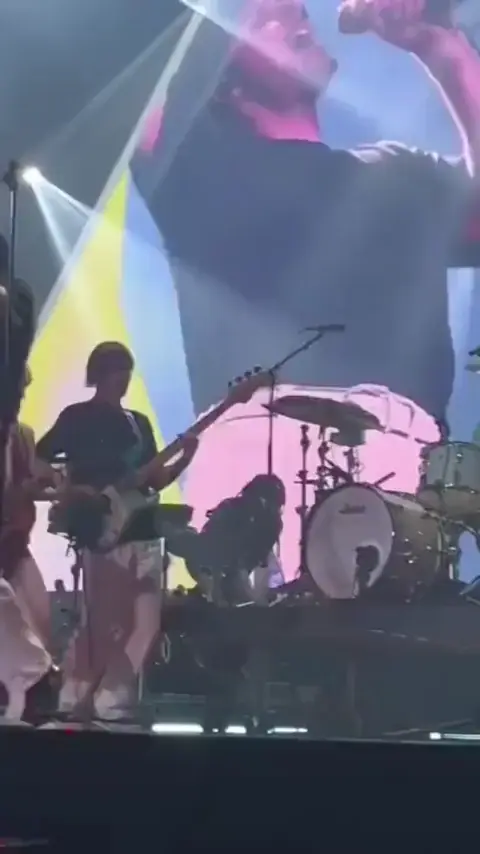 Fun interaction | Scrolller