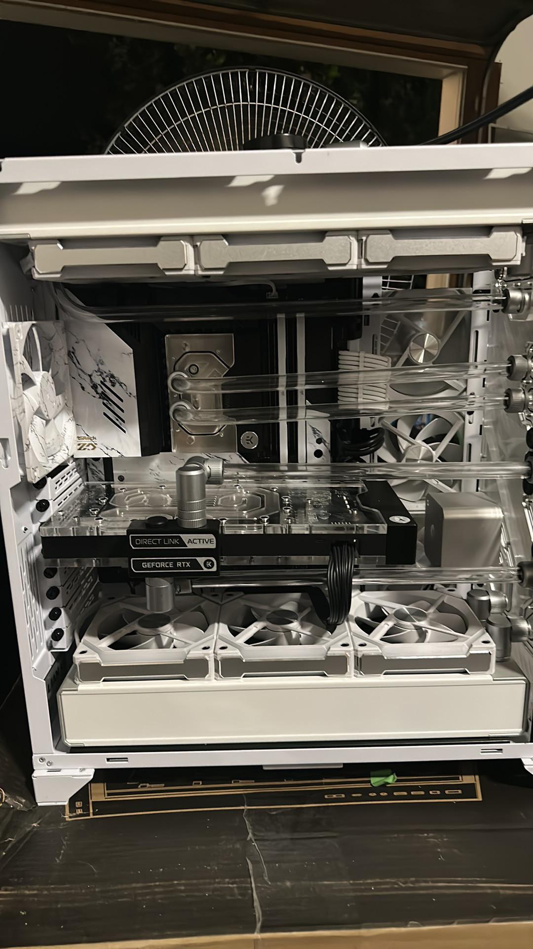 Fist time water cooling | Scrolller