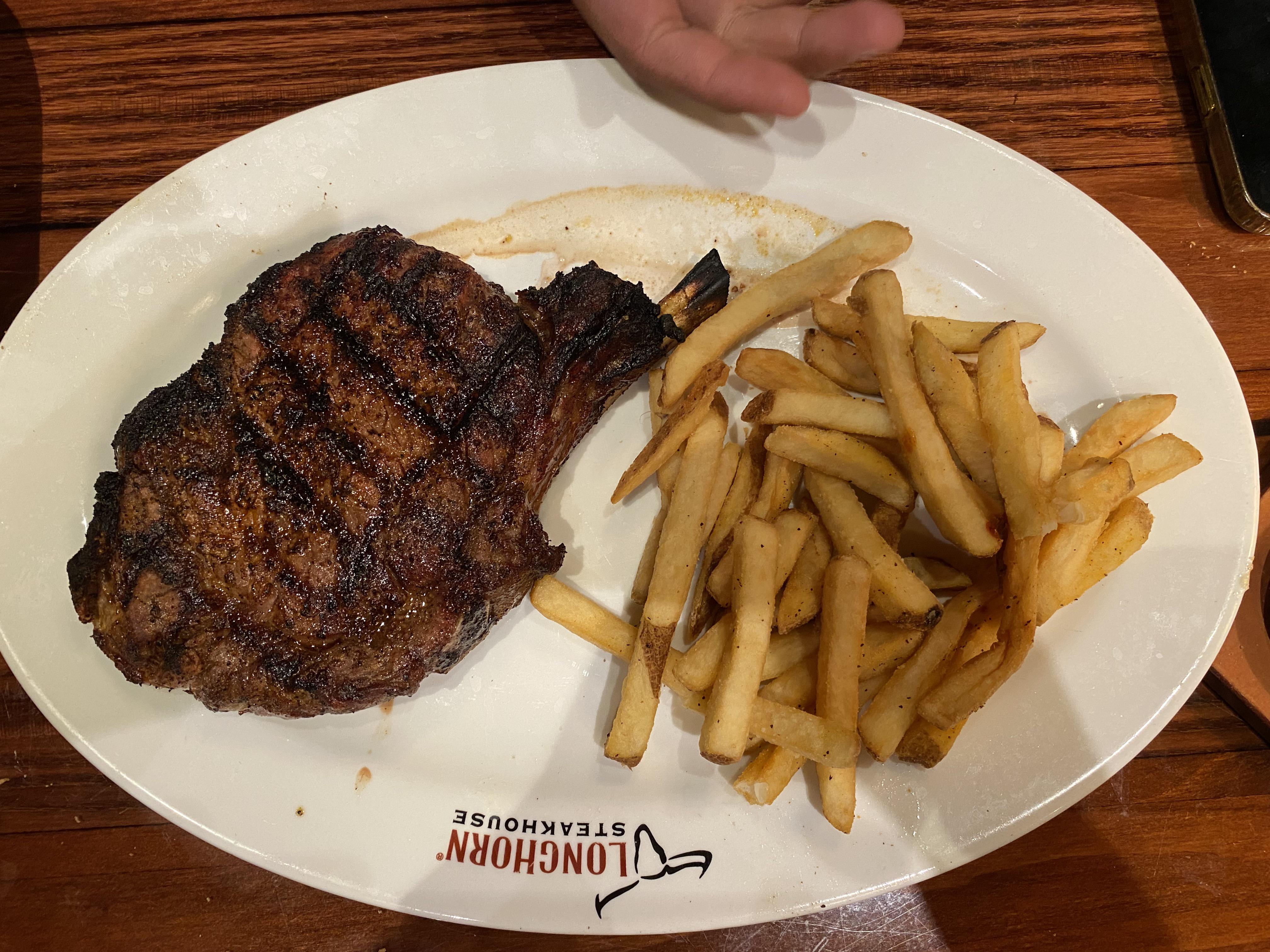 Impressed by longhorn steakhouse, disgusted by outback | Scrolller