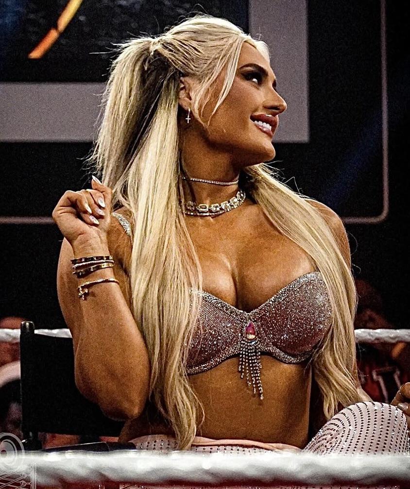 Tiffany Stratton | Scrolller