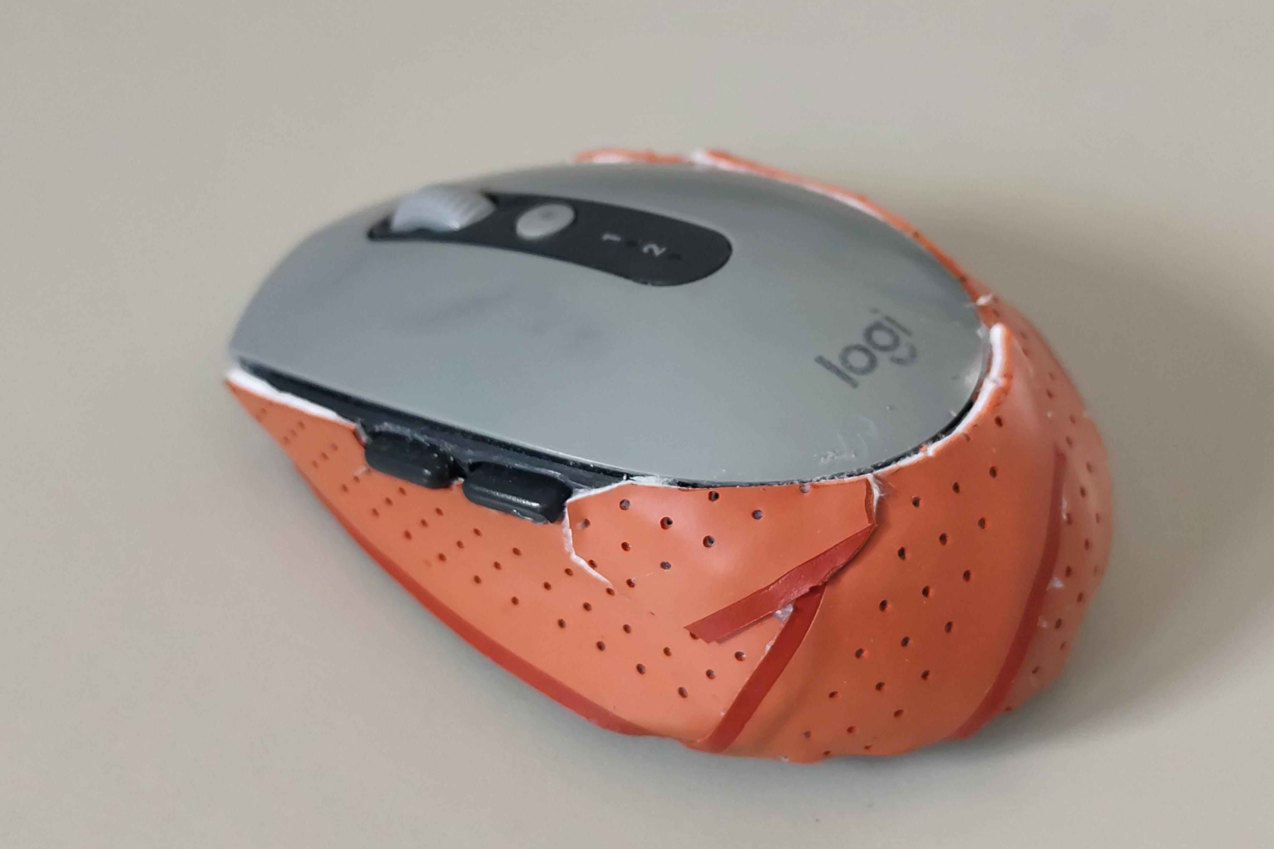 Logitech v my toad 0:1 | Scrolller