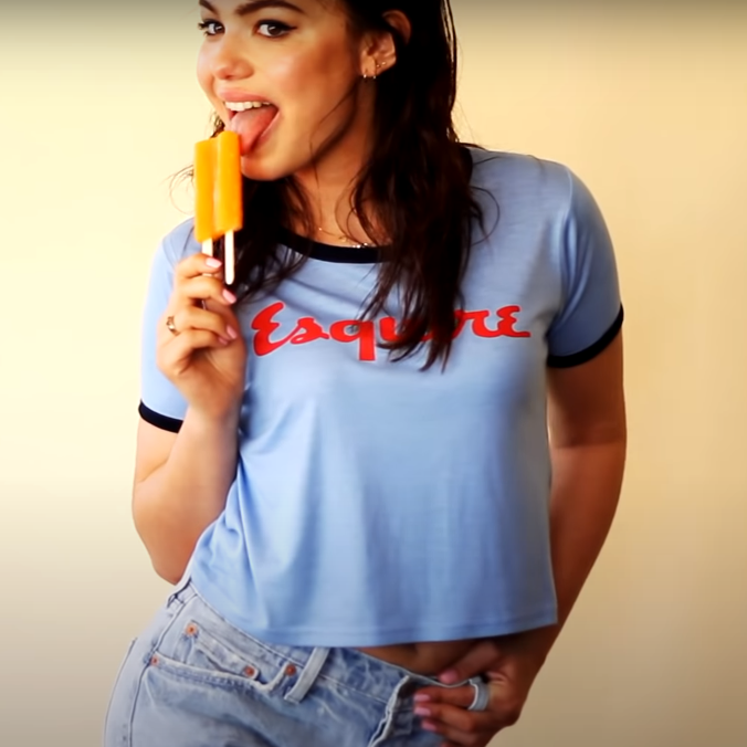 Abbey Hoes | Scrolller