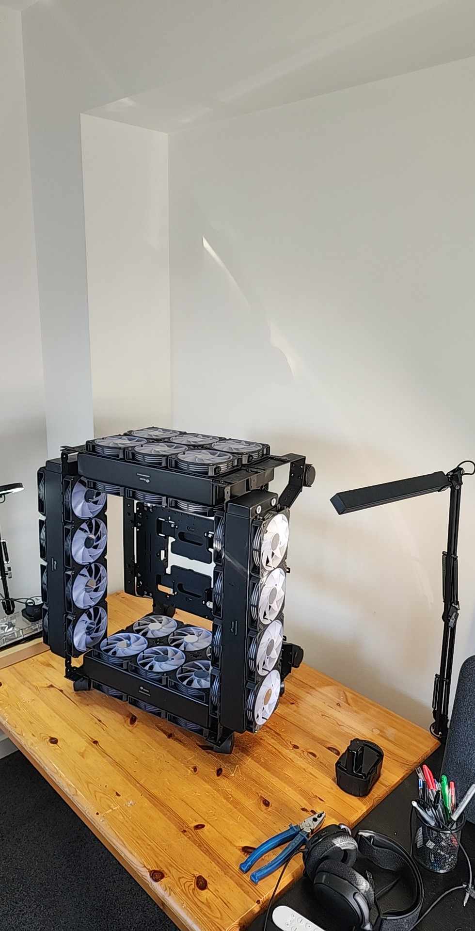 I'm definitely done with boxes... | Scrolller