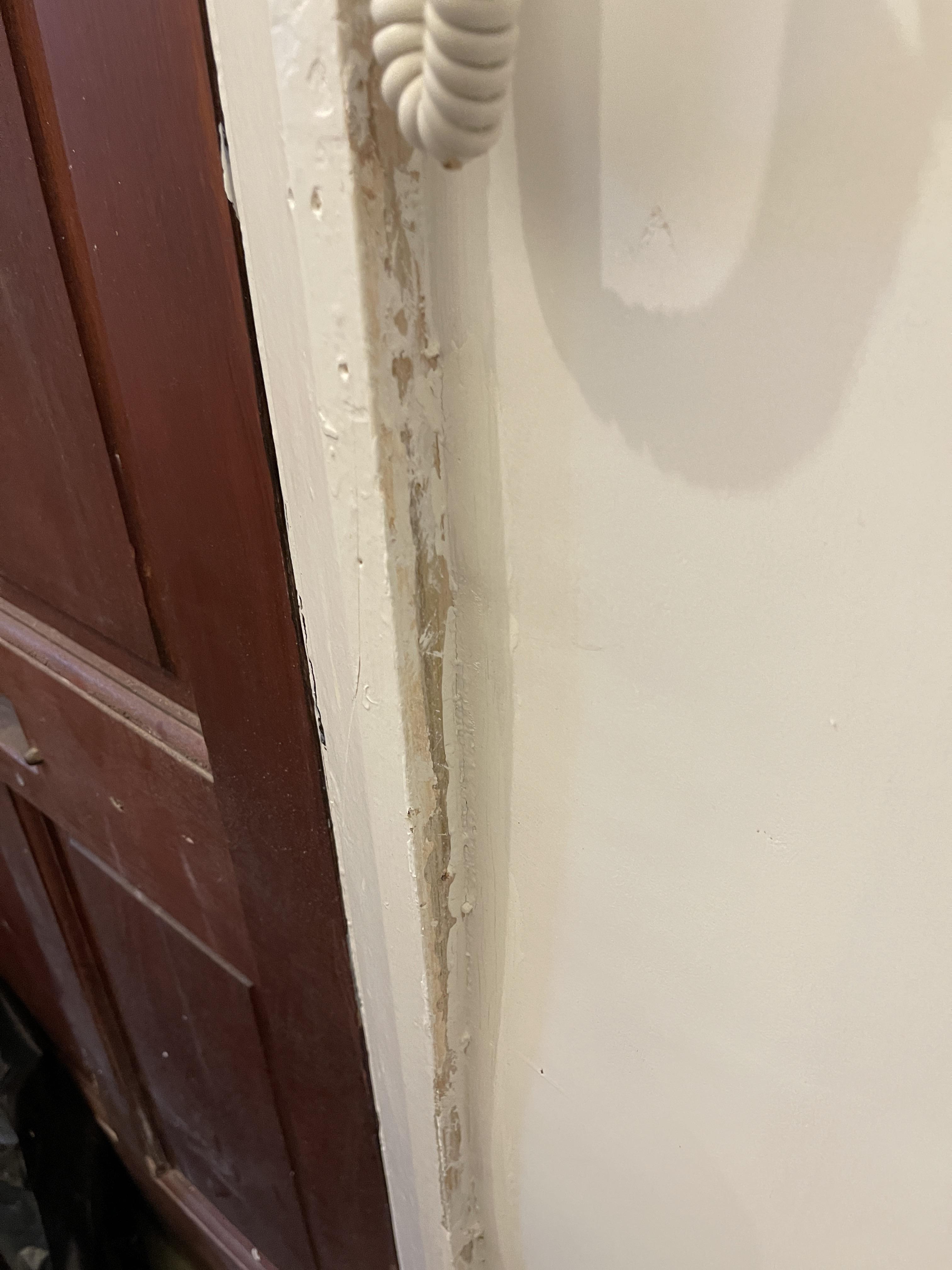 My door frame has multiplied paint. How can I smooth this? Heat gun? All door frames are similar ...