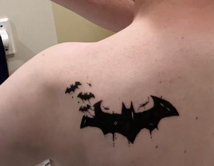My Bat-Tat | Scrolller