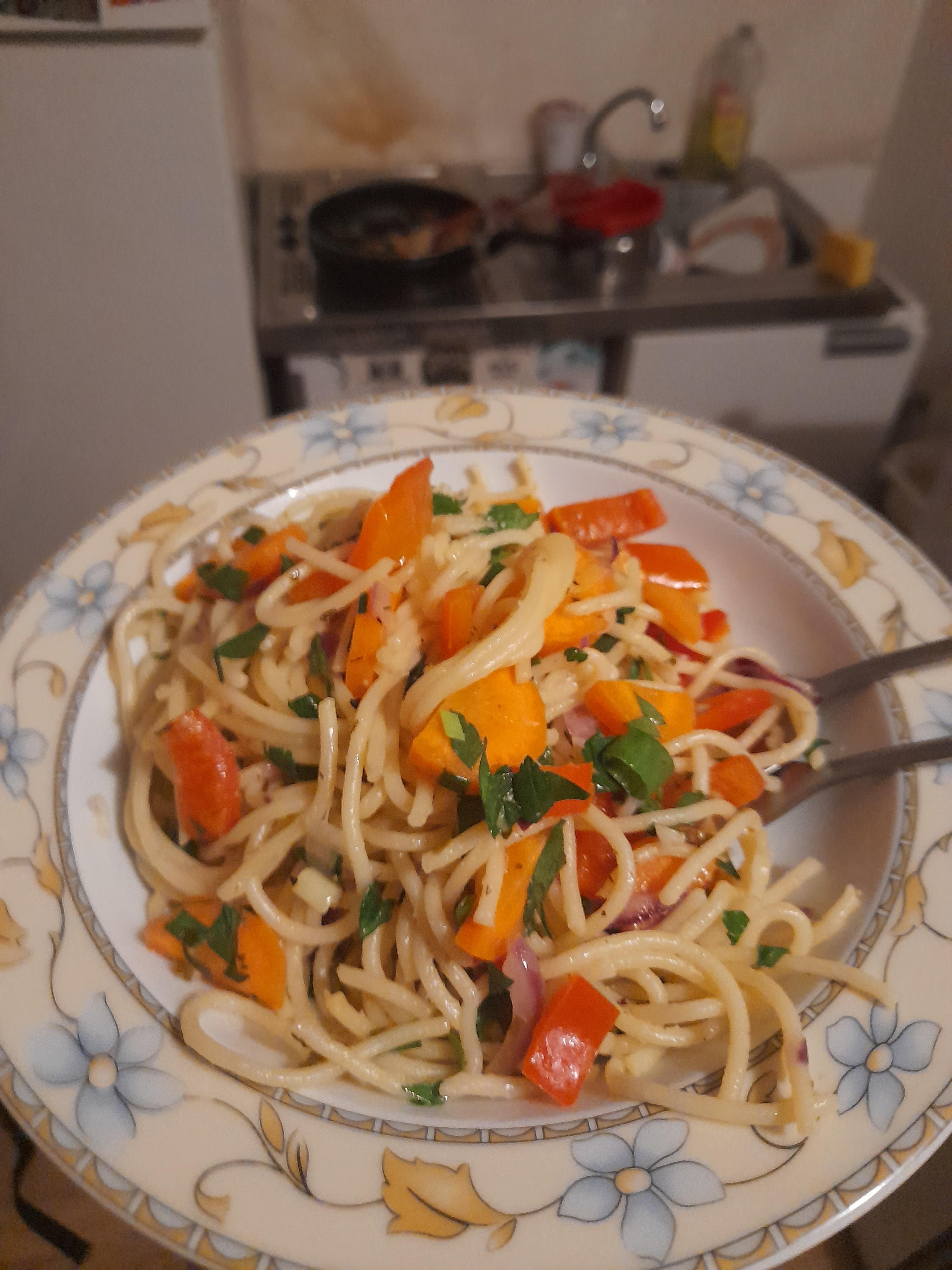 [Homemade] Creamy Veggies Spaghetti | Scrolller