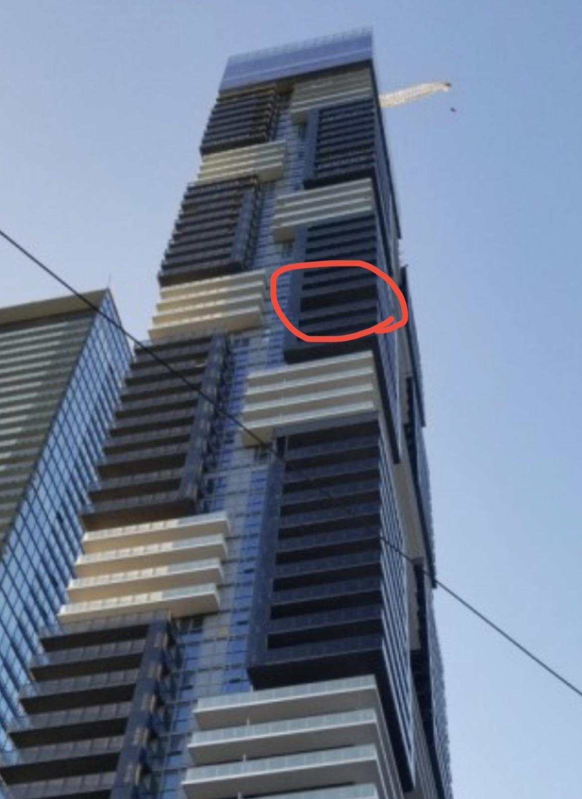 Why do some buildings have one floor that’s slightly taller than the rest? | Scrolller