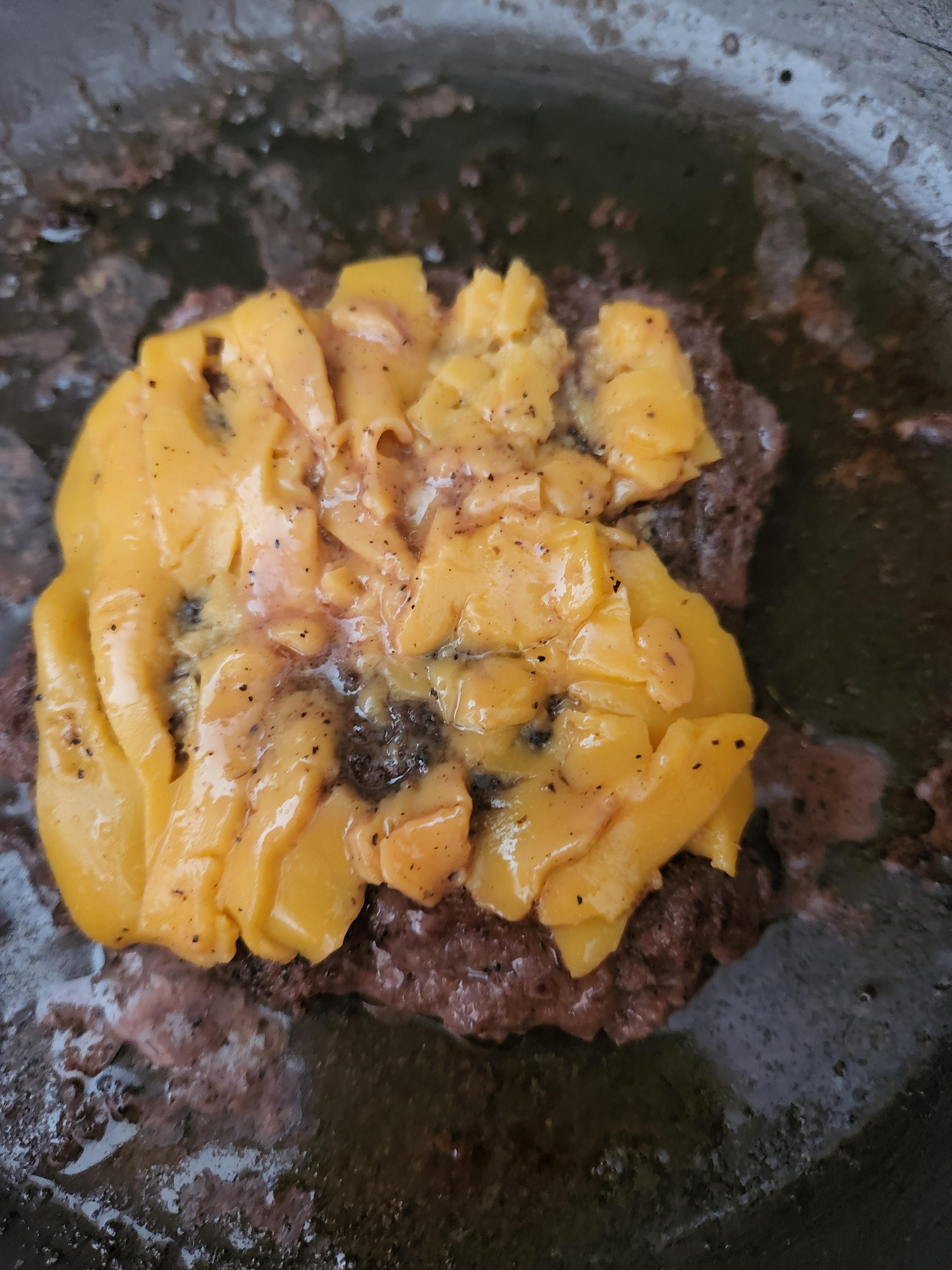 New to making burgers this is my second attempt | Scrolller