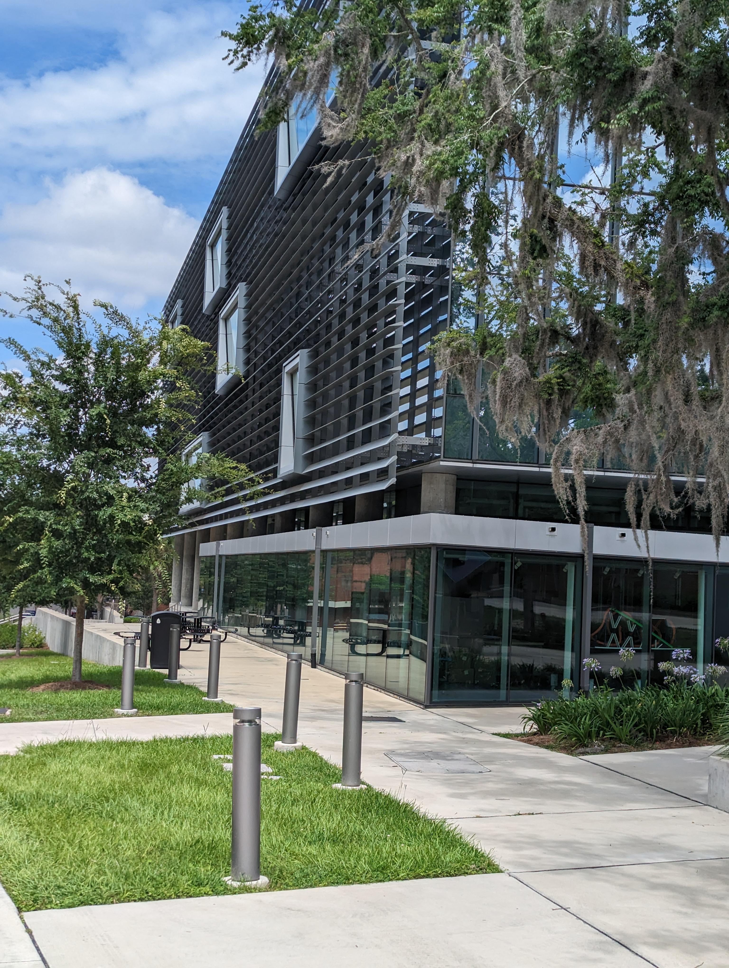Was this University of Florida building inspired by brutalist architecture? | Scrolller