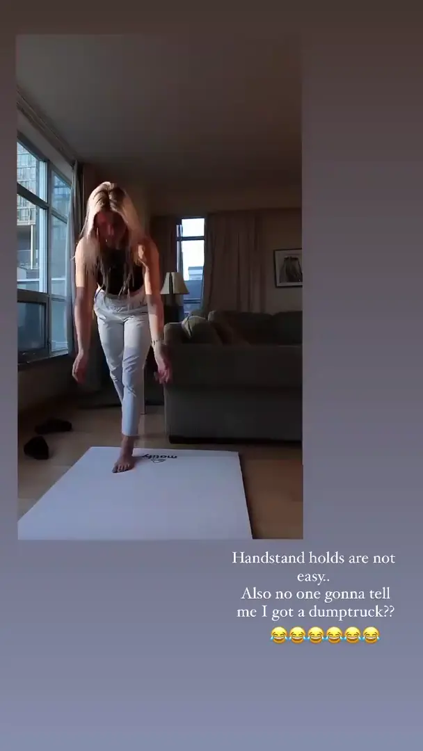 Handstand | Scrolller