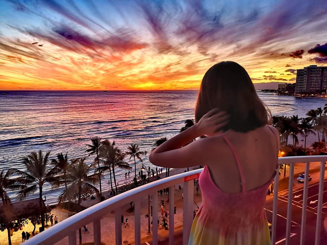 Hawaiian sunset | Scrolller