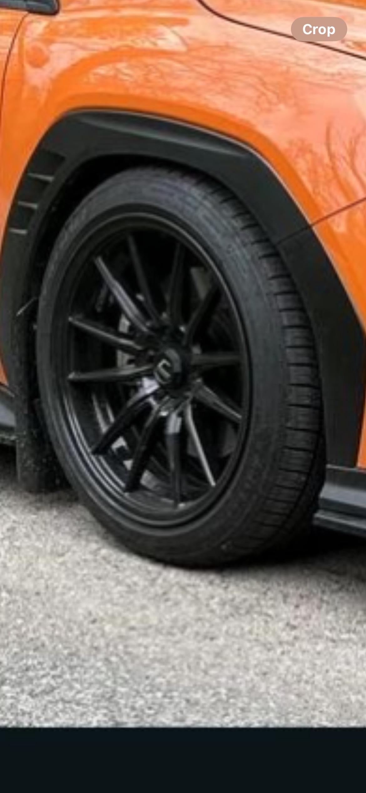 Help identifying these wheels. | Scrolller