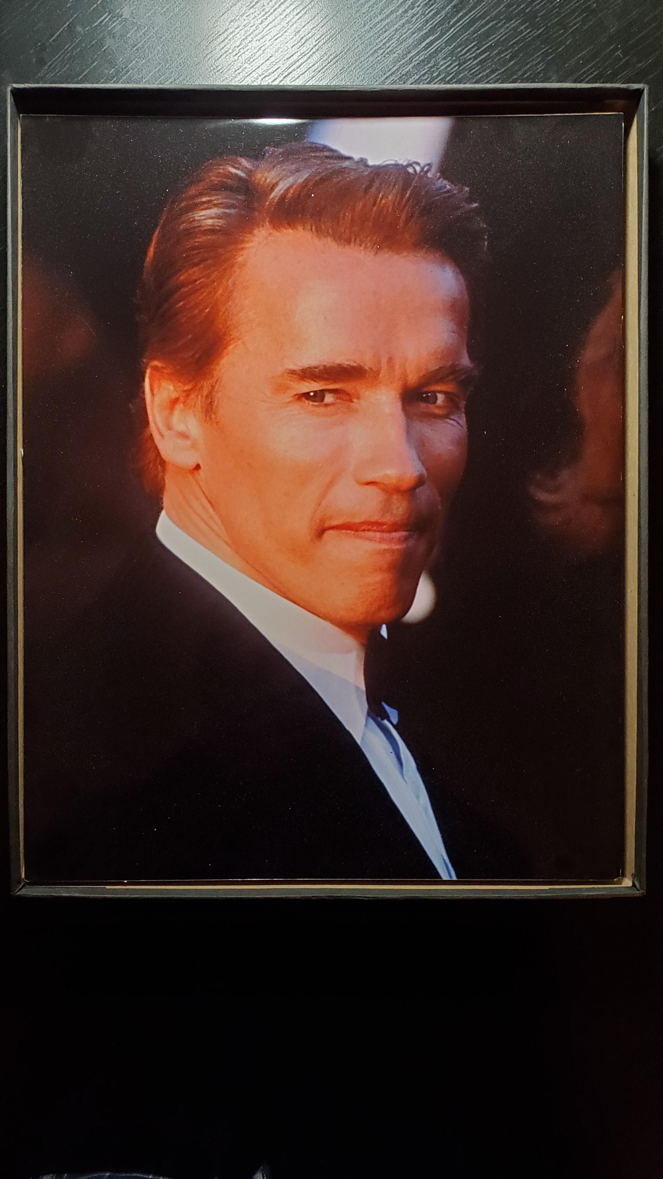 Help Identifying this Photo of Arnold | Scrolller